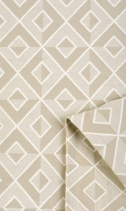 'Licht' Woven Diamond Patterned Window Shades (White/ Tan)