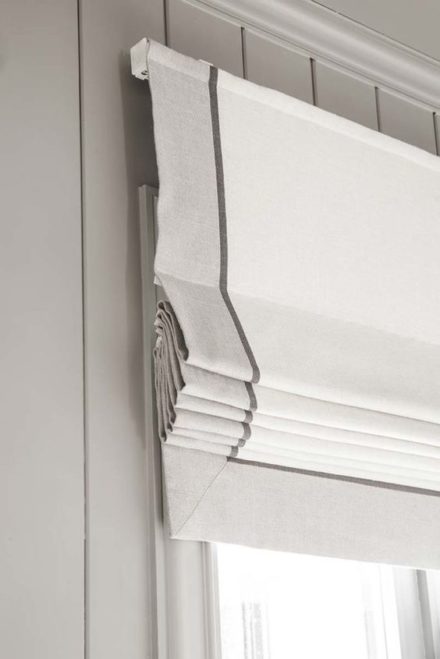 Outside vs. Inside Mount Roman Shades: What, When & Why