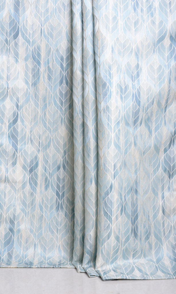 'Rhine Blue' Petal Patterned Window Shades (Blue)