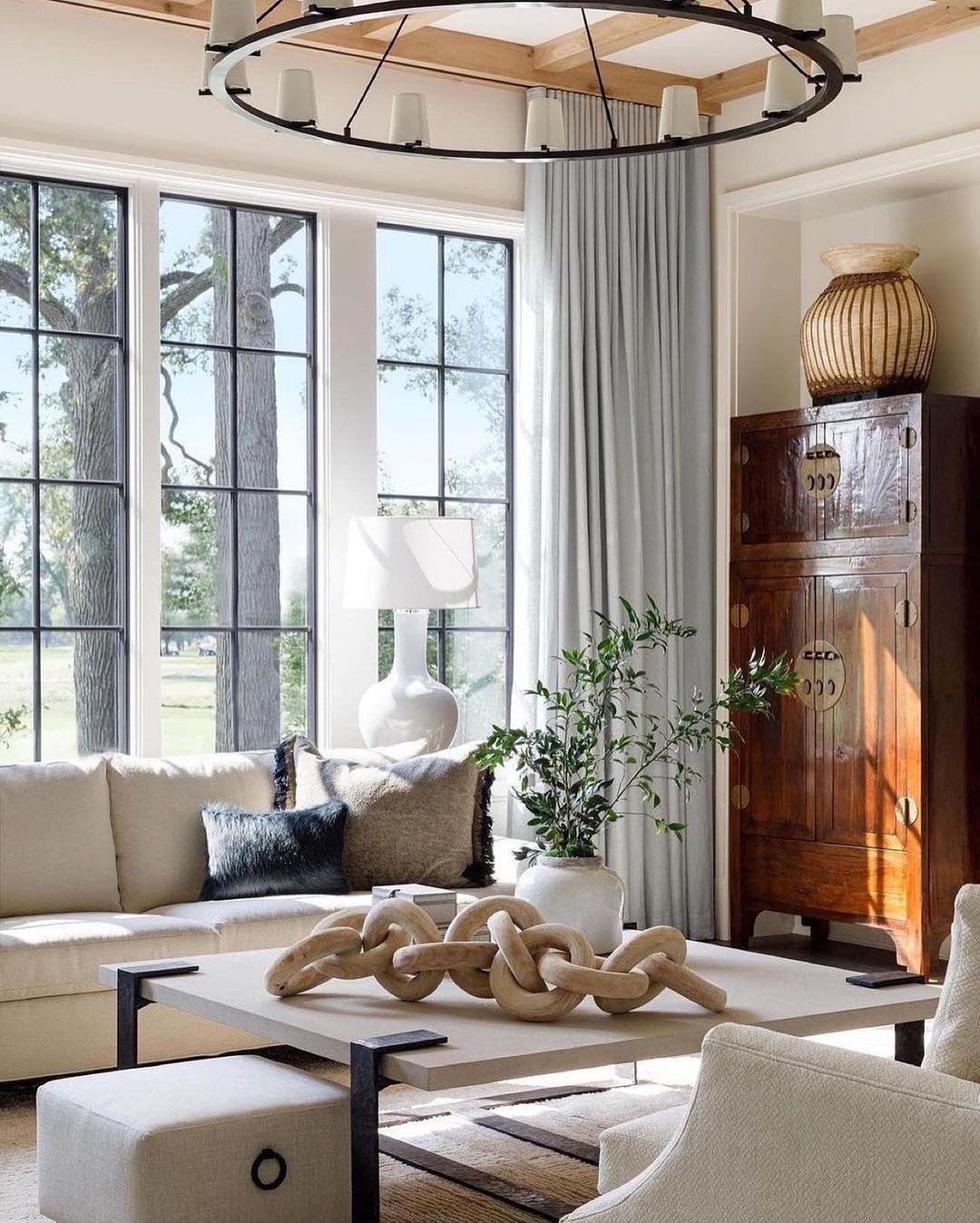 Farmhouse Window Treatments I Ideas for Modern & Rustic